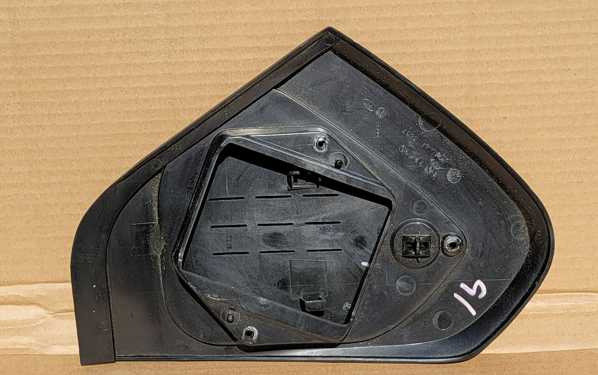1990-1991 CORVETTE FUSE BOX COVER AND MOUNTING PLATE GREAT CONDITION ...